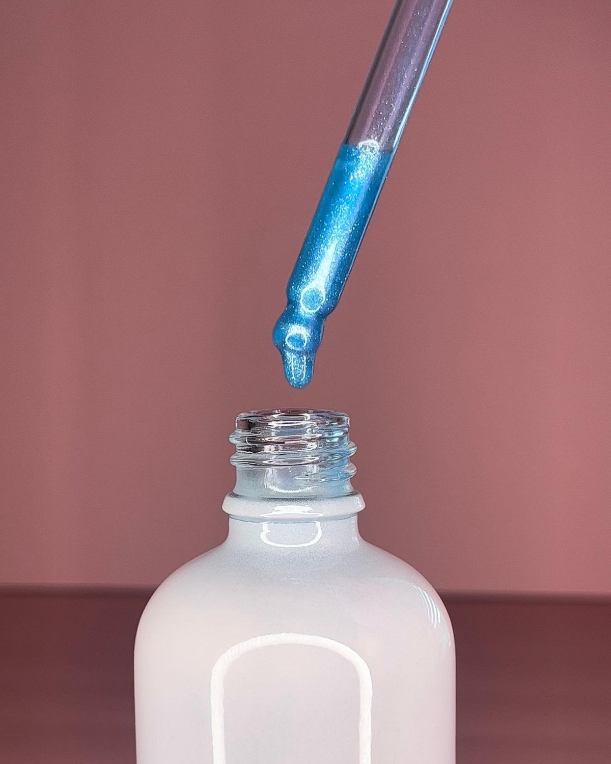 Blue Razz Shimmer Oil | Ari the Heir